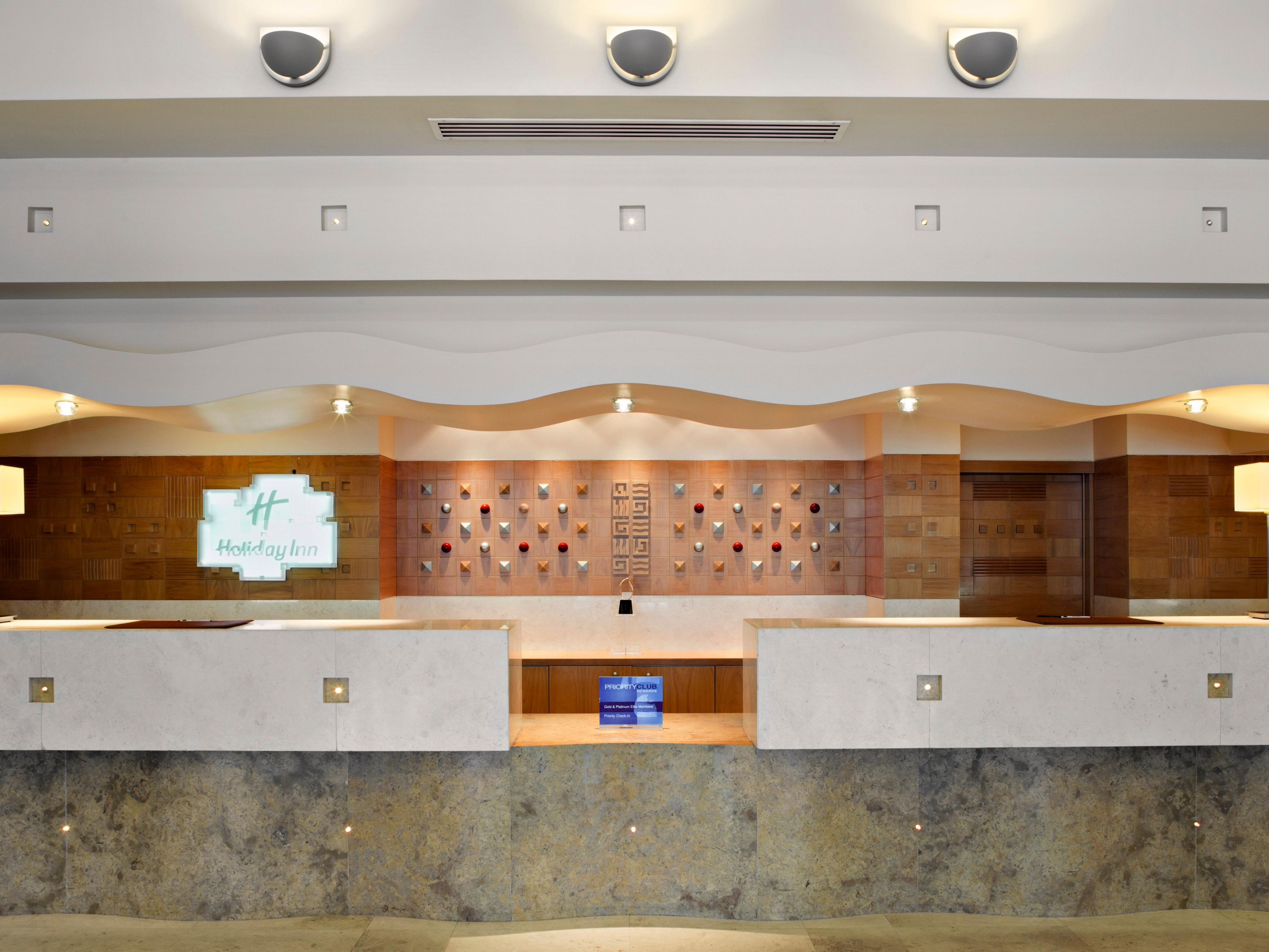 Hotels in Airport W: Holiday Inn Athens - Attica Av Hotel in Airport W ...