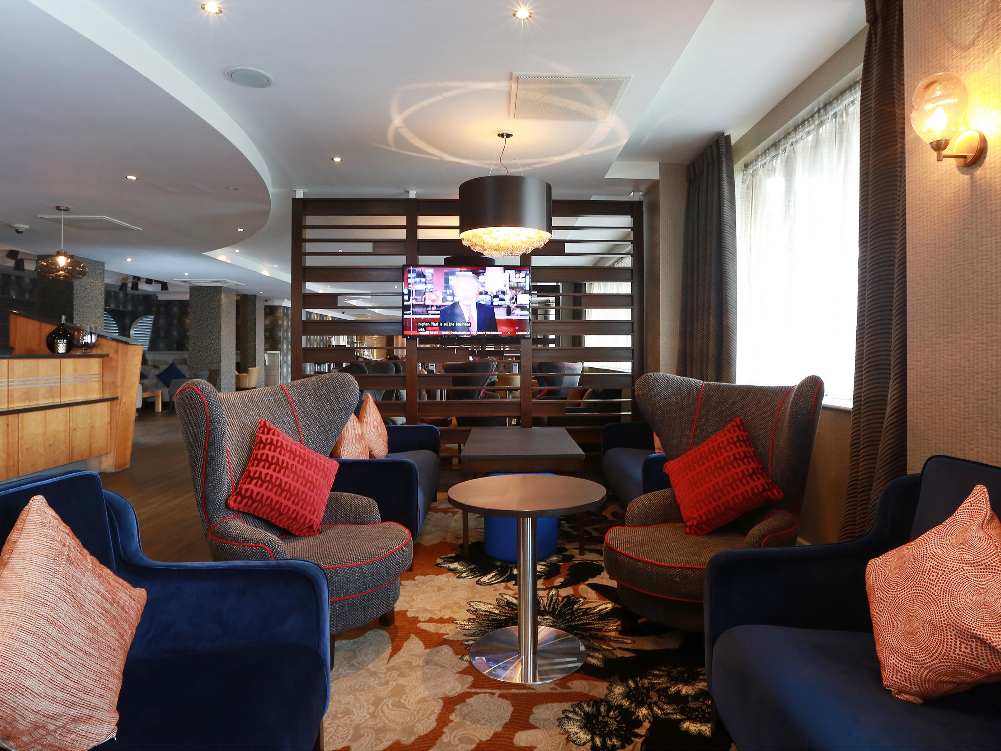 Hotels in Belfast: Holiday Inn Belfast City Centre Hotel in Belfast ...