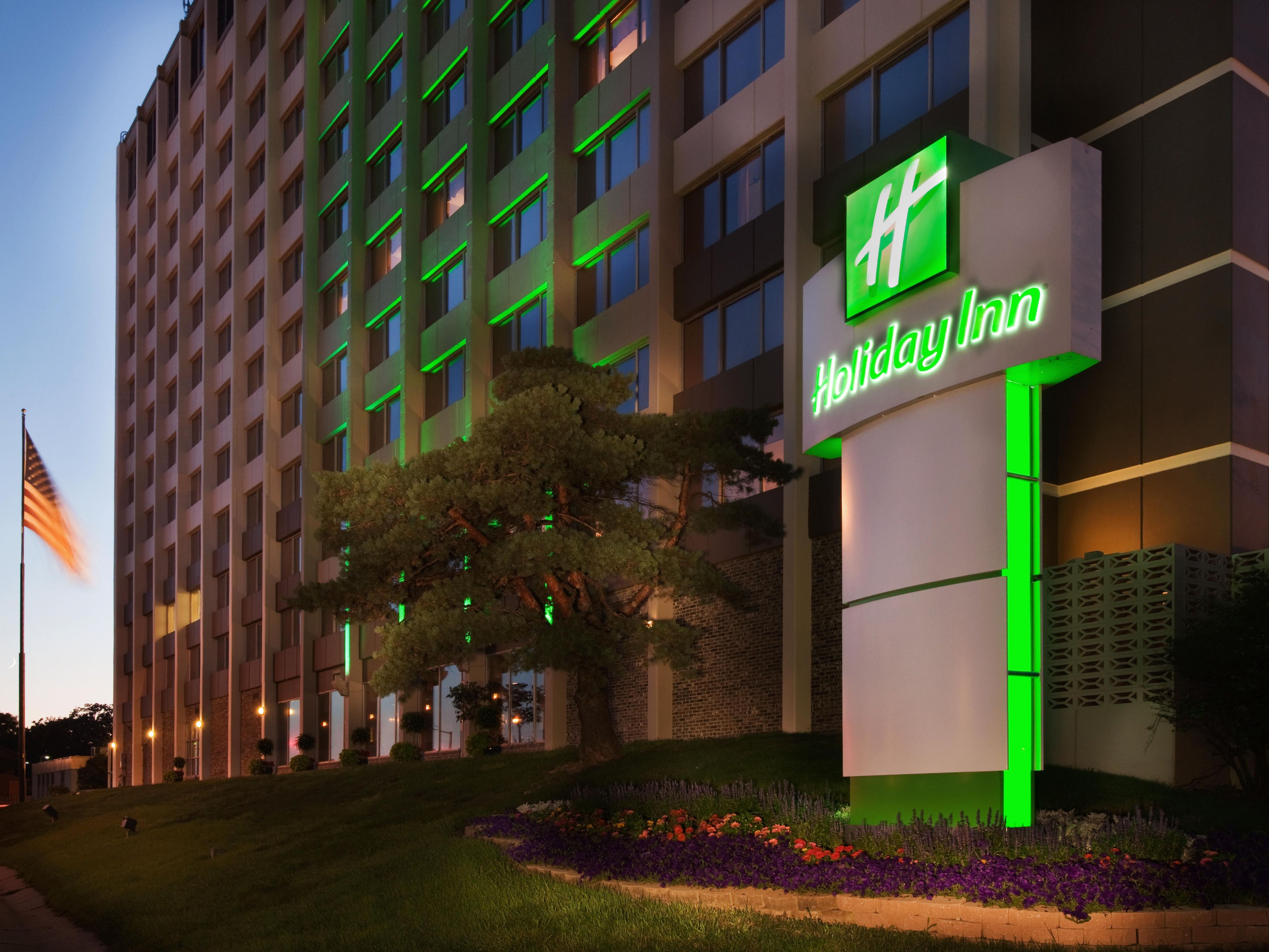 Holiday Inn Des Moines DTWN - Mercy Area Hotel by IHG