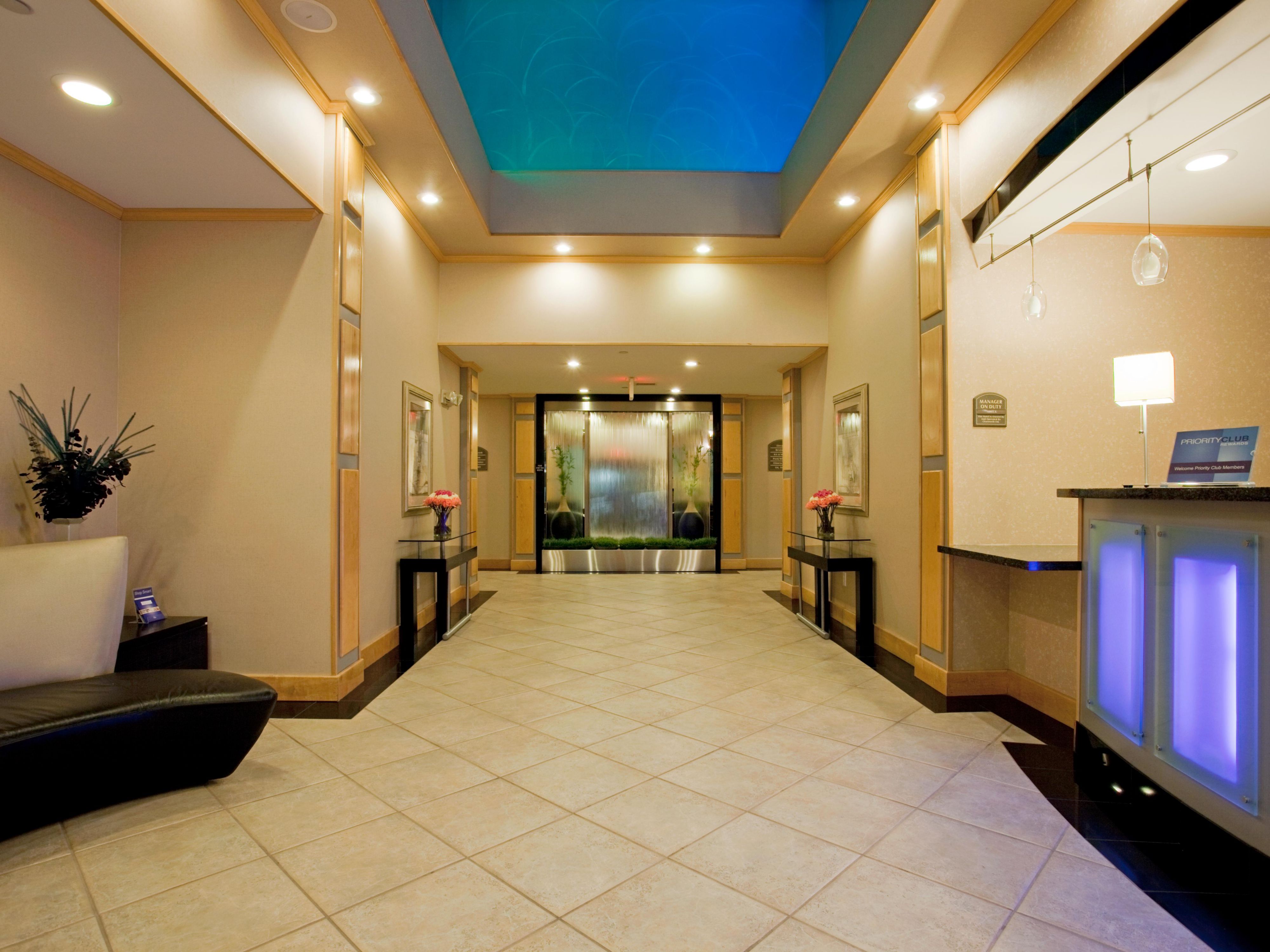 Holiday Inn Express & Suites Amarillo - Hotel Reviews & Photos