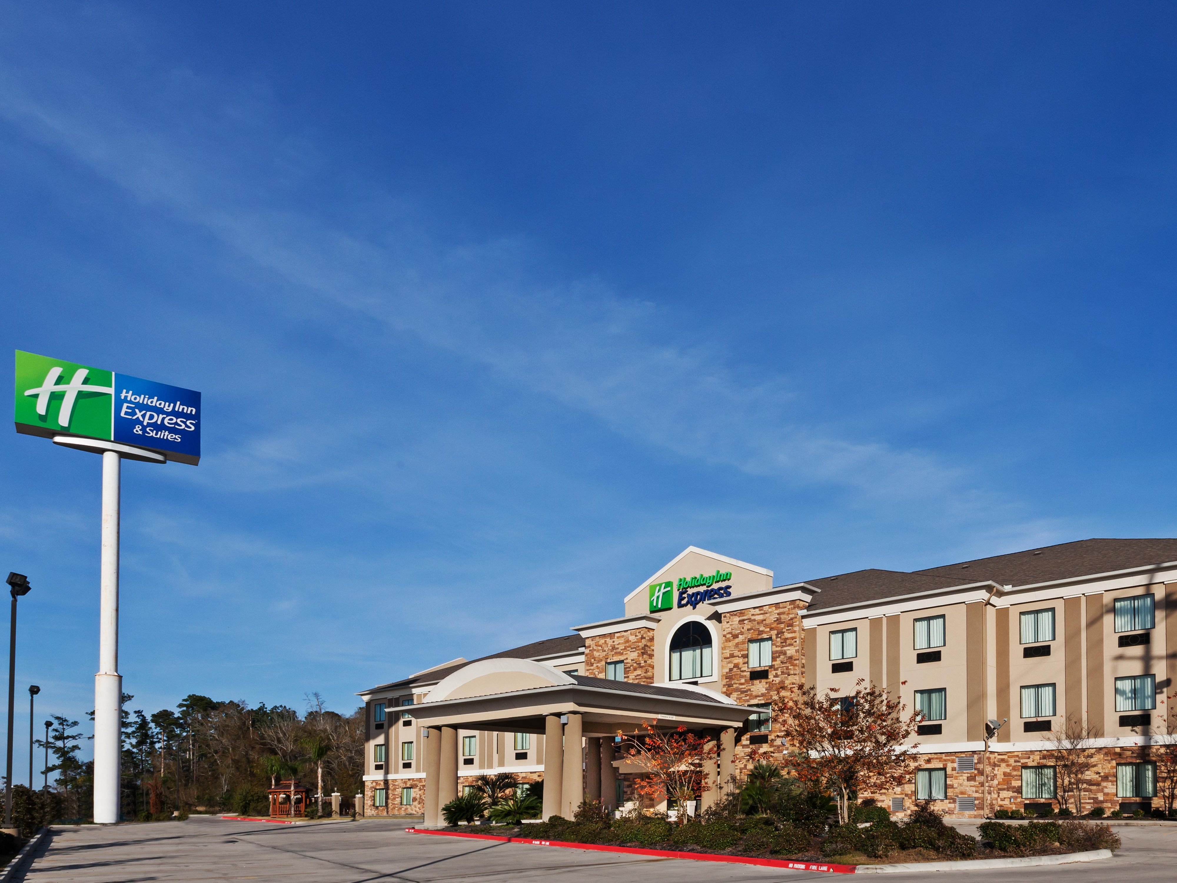 Affordable Hotels in Cleveland, TX | Holiday Inn Express & Suites Cleveland