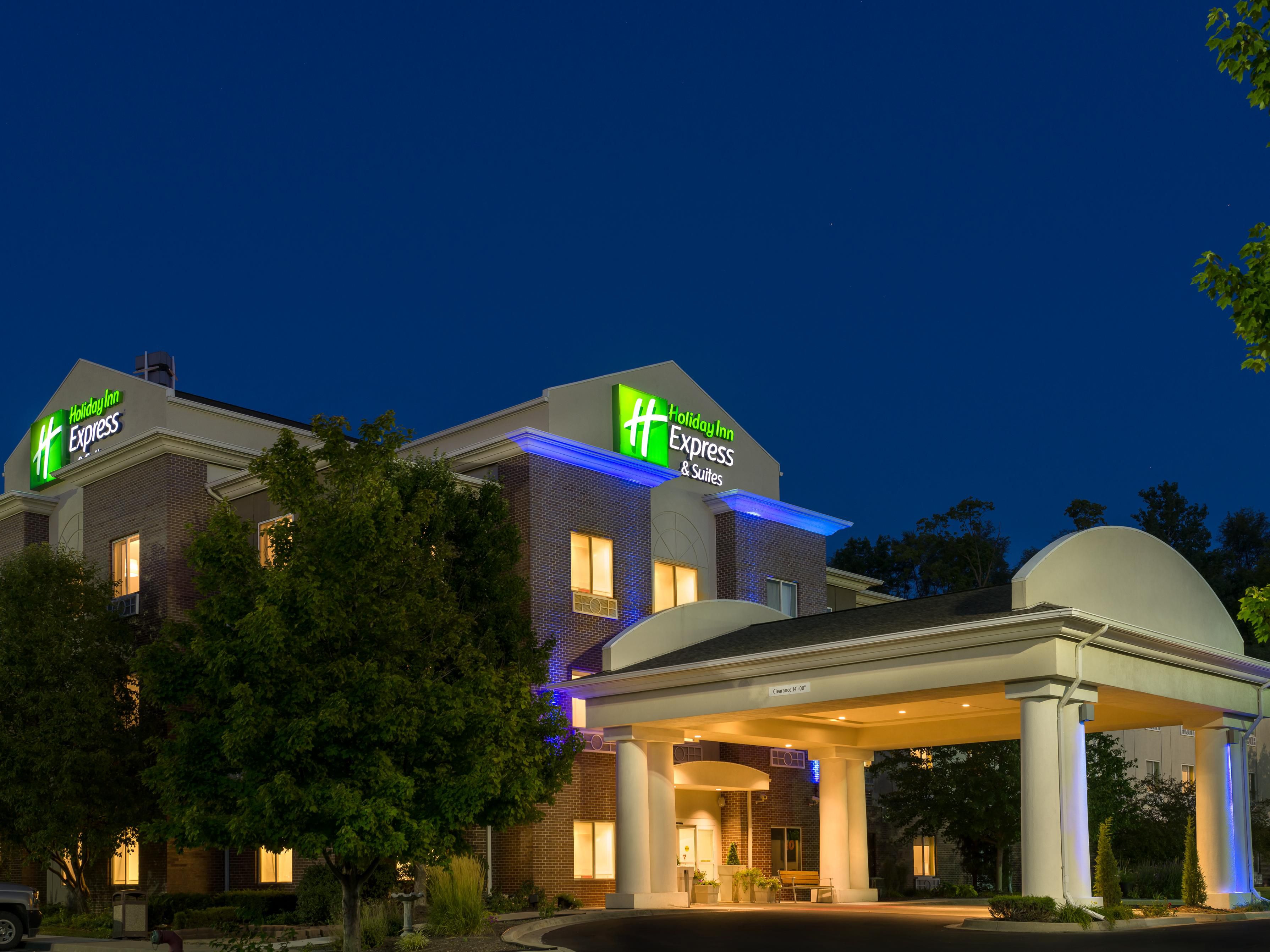 Hotels in Independence, MO | Holiday Inn Express & Suites Independence ...