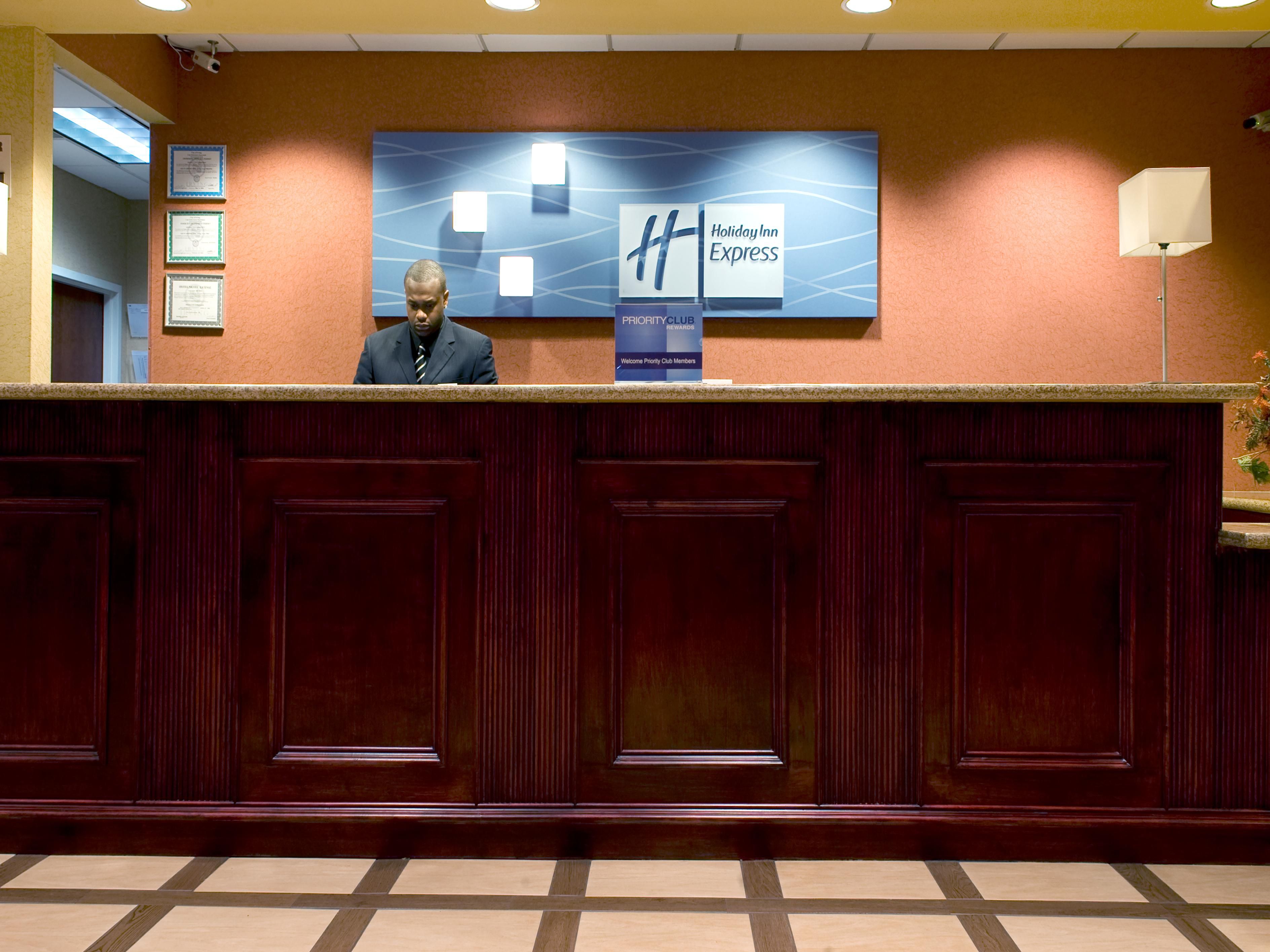 Holiday Inn Express & Suites Hotels Dallas Ft. Worth Airport South ...