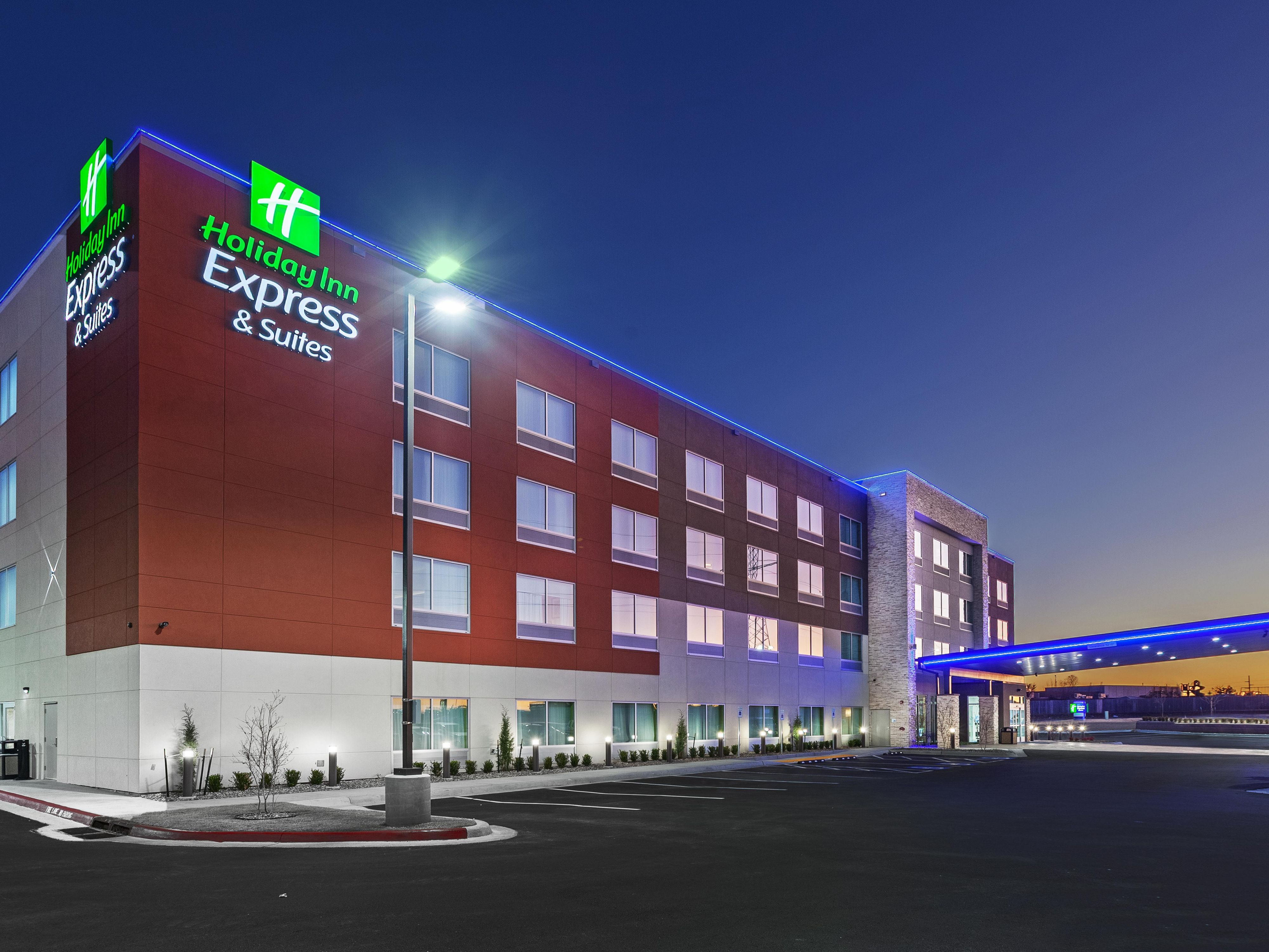Hotel in Owasso, Oklahoma | Holiday Inn Express & Suites Tulsa ...