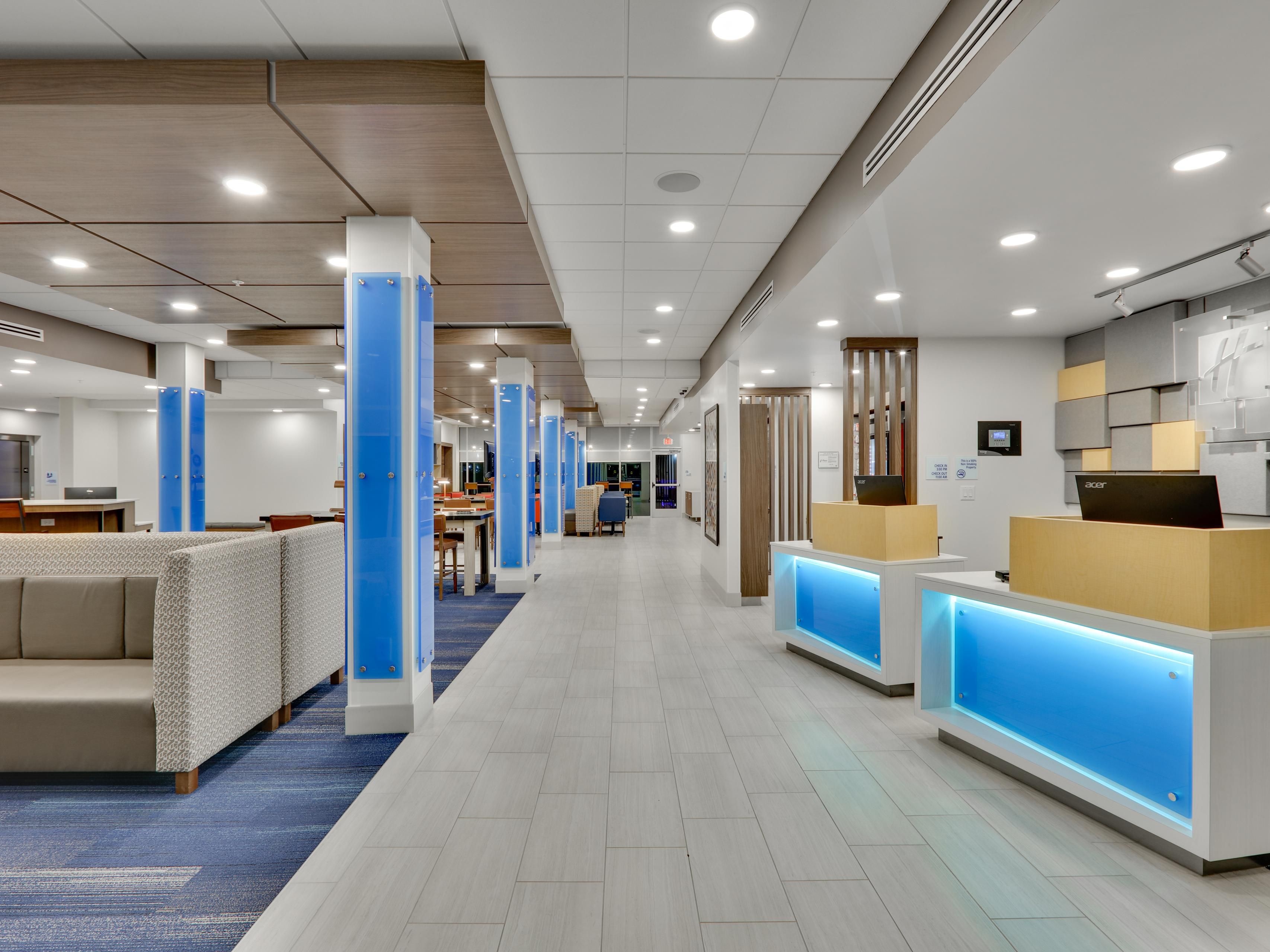 Hotels in Plano, TX | Holiday Inn Express & Suites Plano East