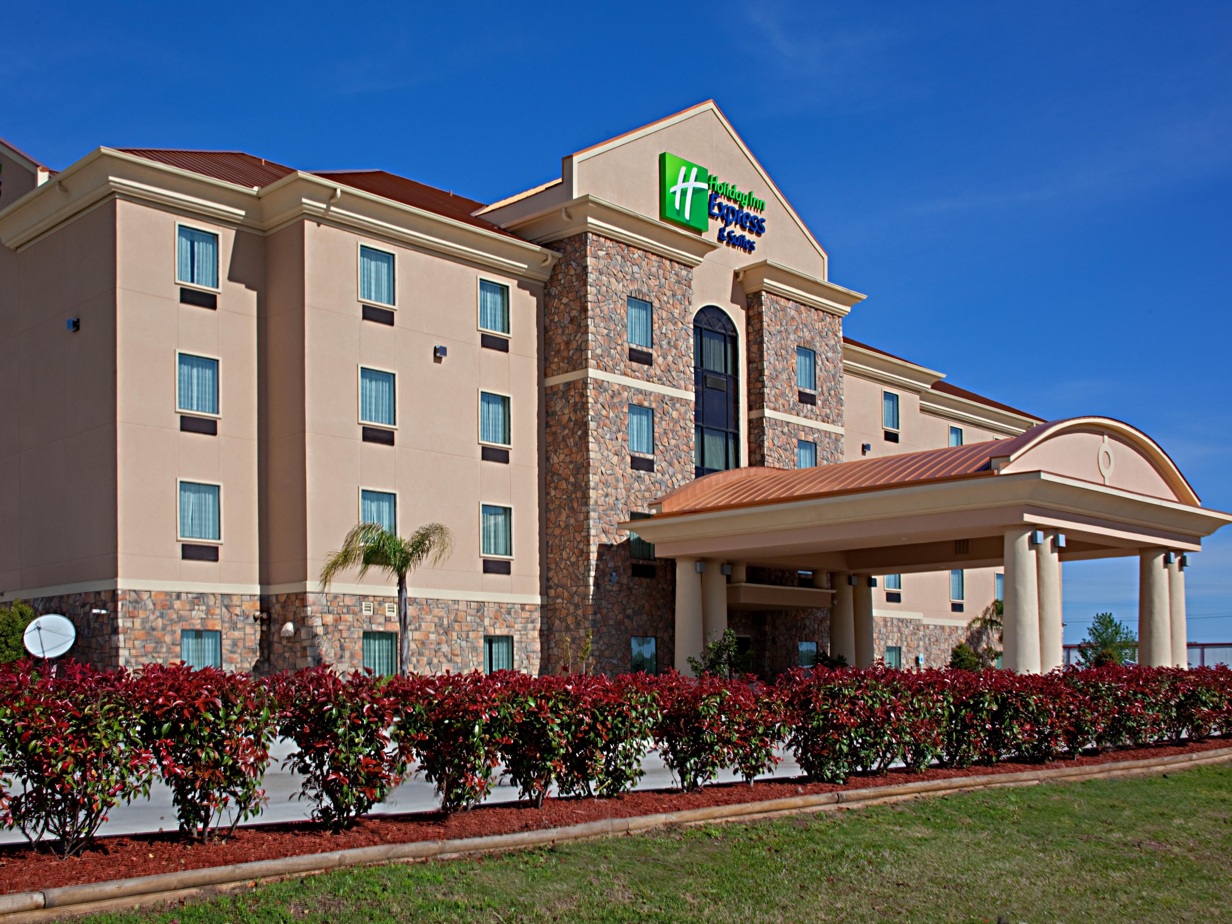 Holiday Inn Express & Suites Texas City - Hotel Reviews & Photos