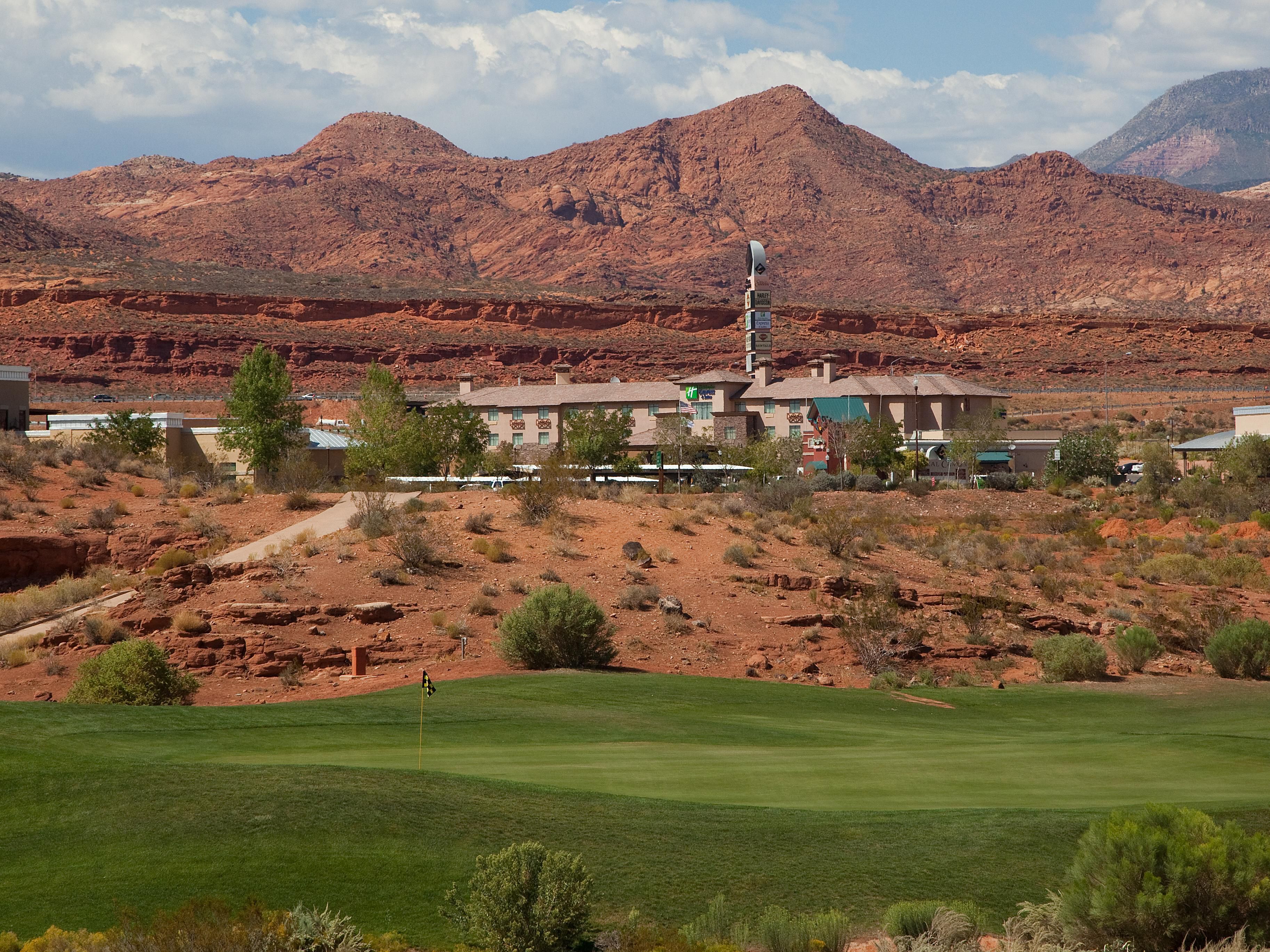 Holiday Inn Express & Suites St. George North - Zion Hotel by IHG