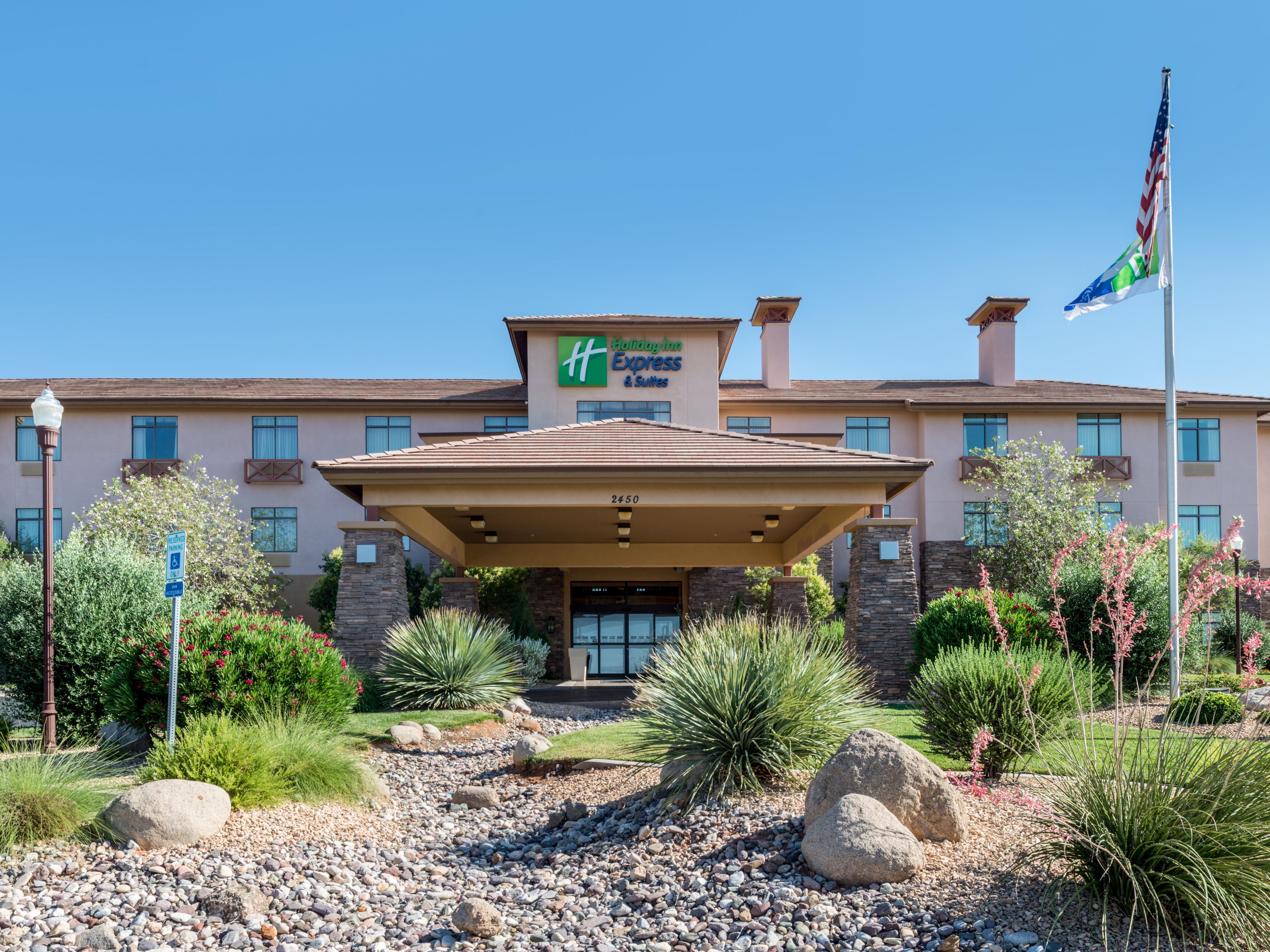 Holiday Inn Express & Suites St. George North - Zion Hotel by IHG