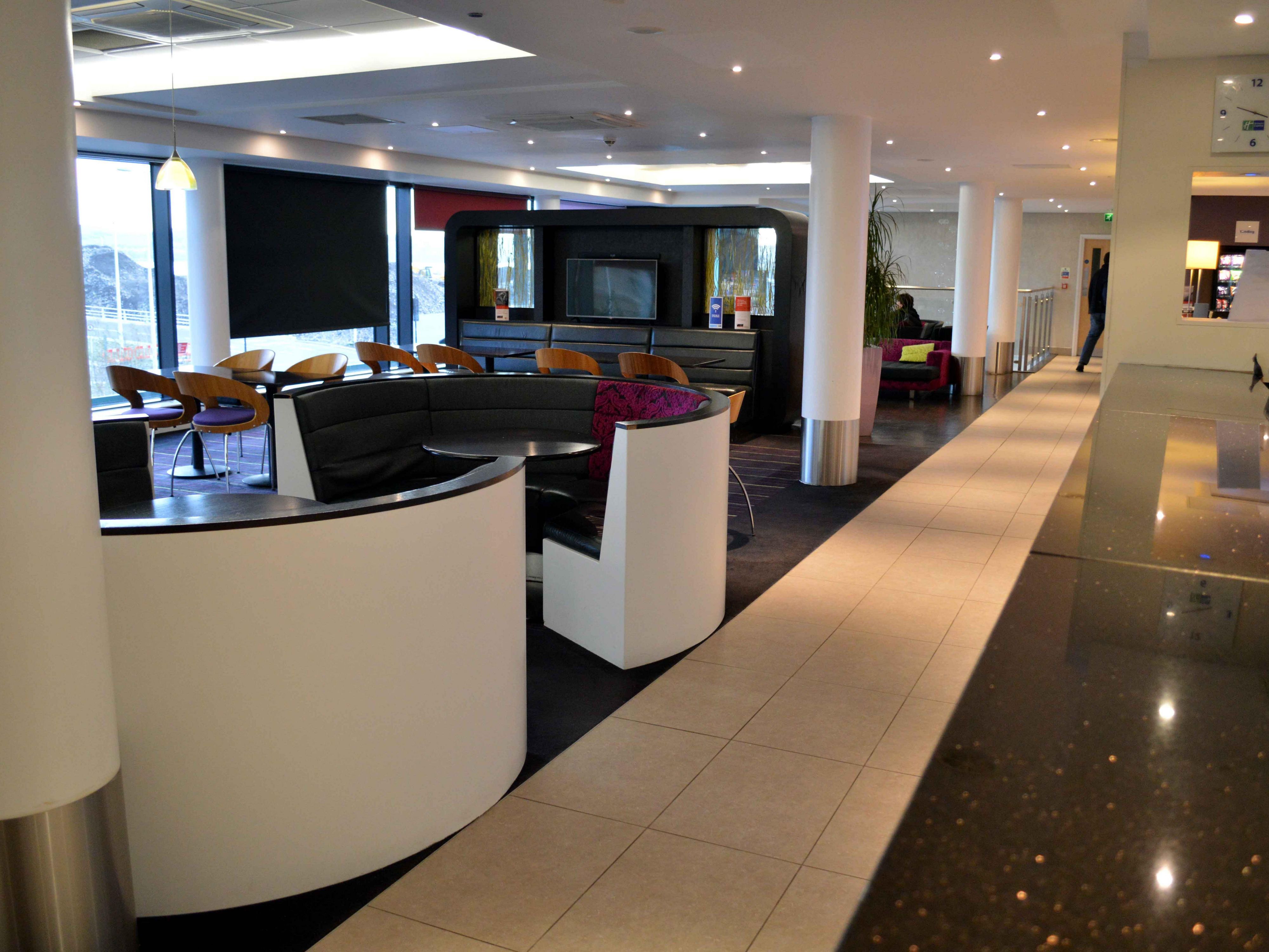 Dundee Town Centre Hotels: Holiday Inn Express Dundee