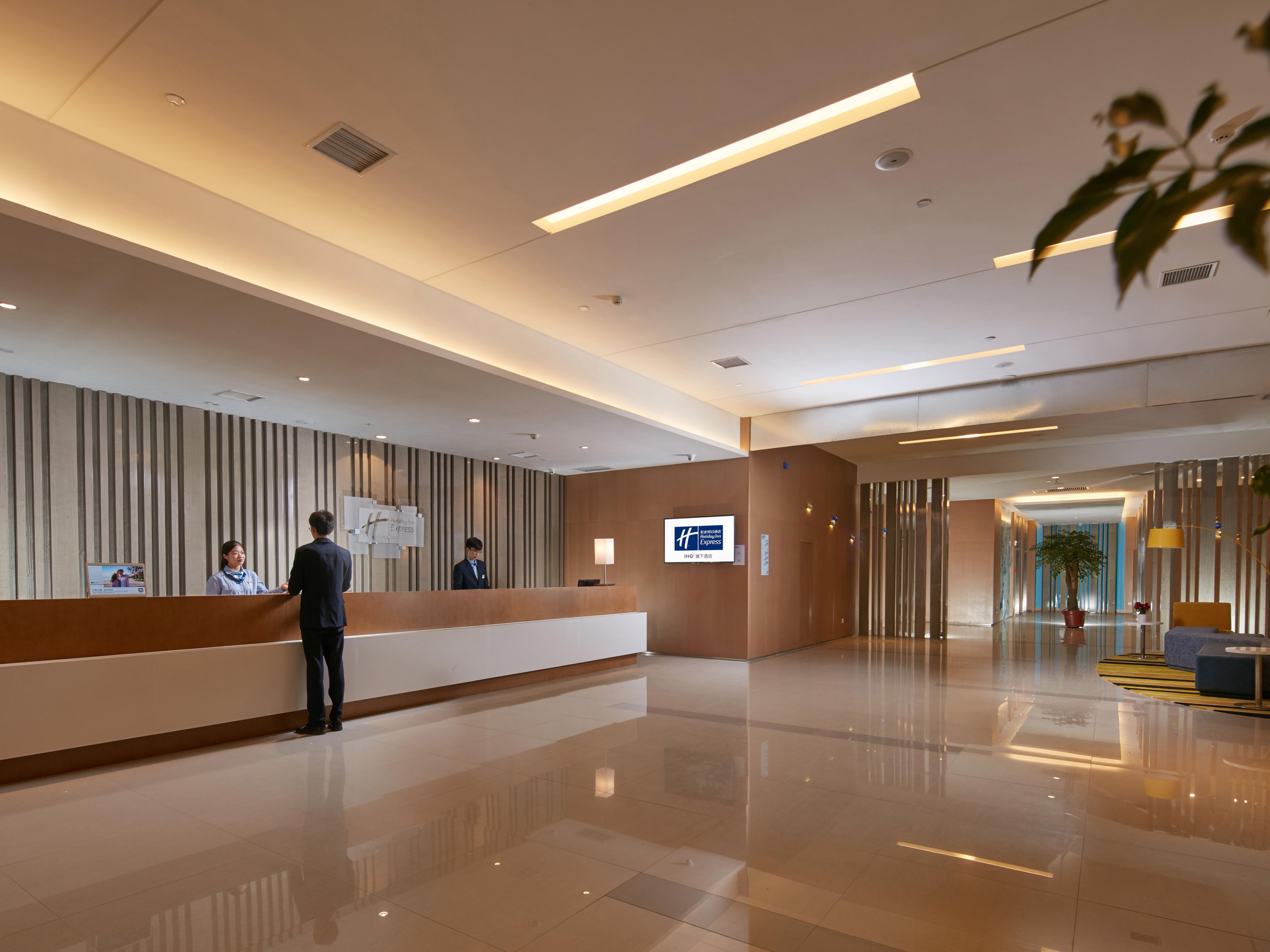 Holiday Inn Express Luoyang Yichuan Hotel by IHG