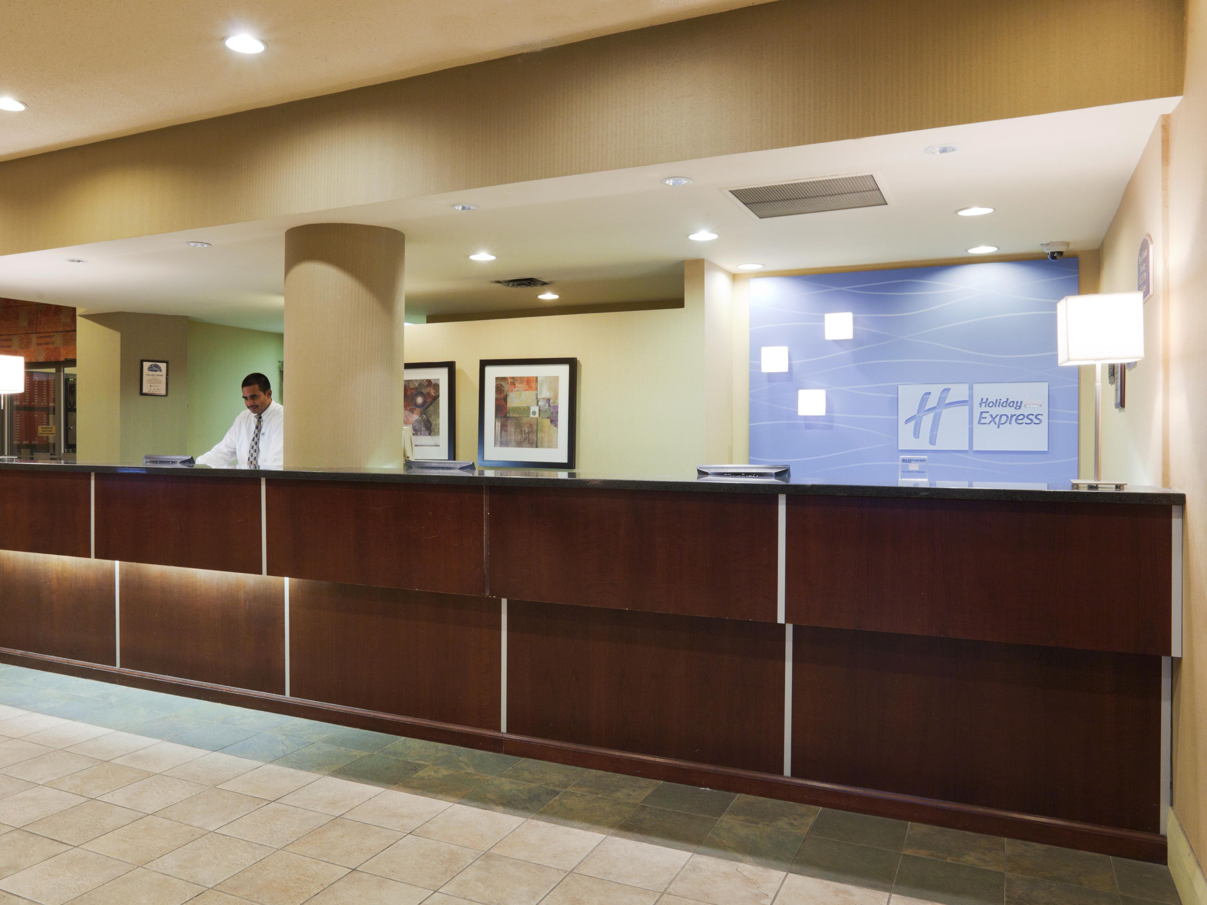 Holiday Inn Express Toronto Downtown Hotel by IHG