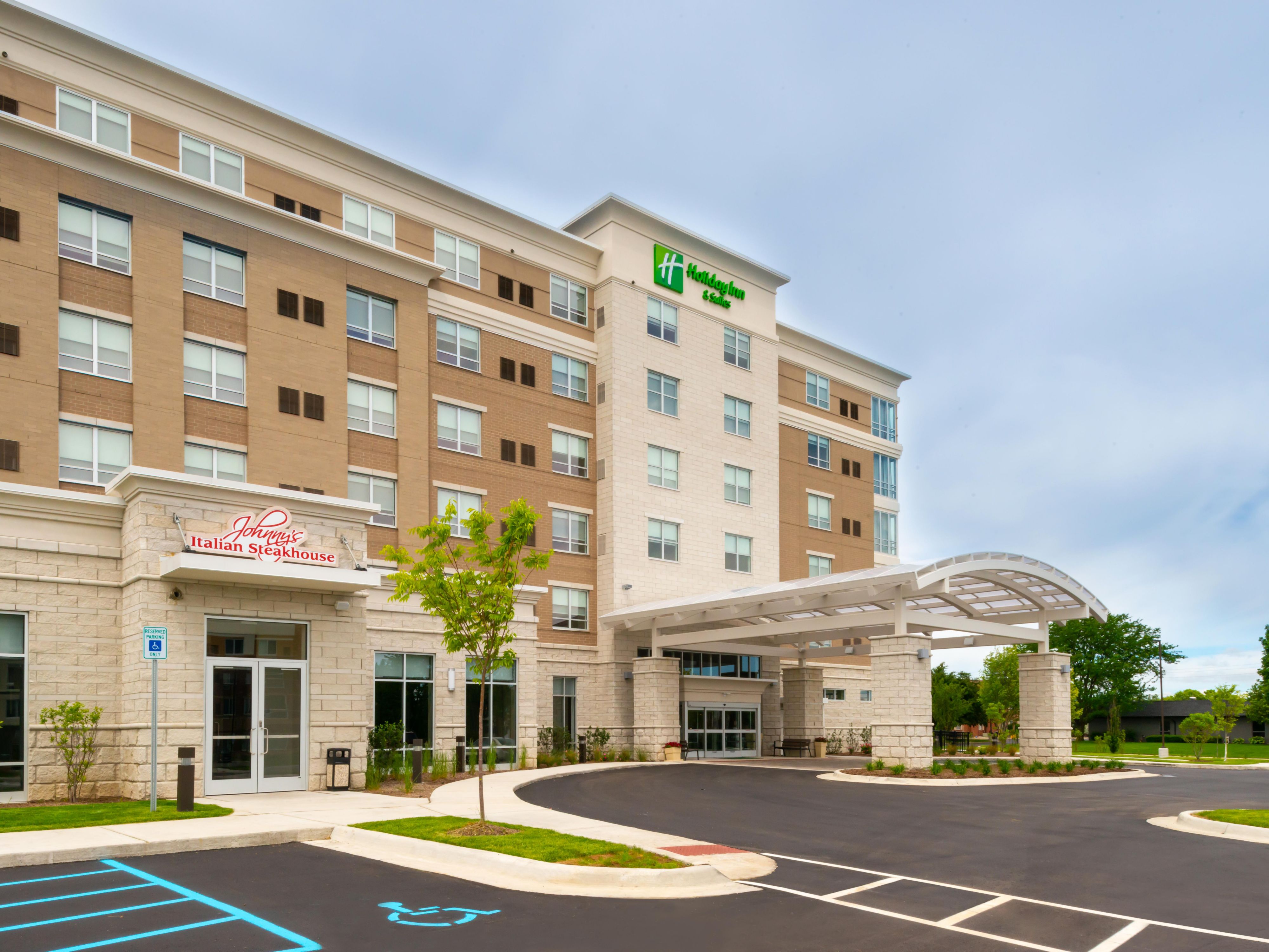 Hotels in Livonia, MI | Holiday Inn Detroit Northwest - Livonia