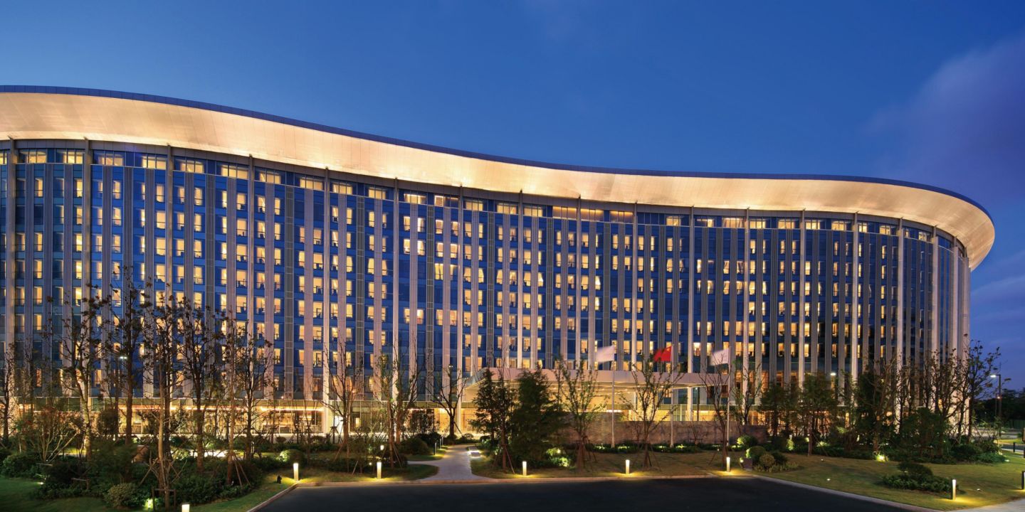 Luxury Hotel near Hongqiao Airport | InterContinental Shanghai NECC
