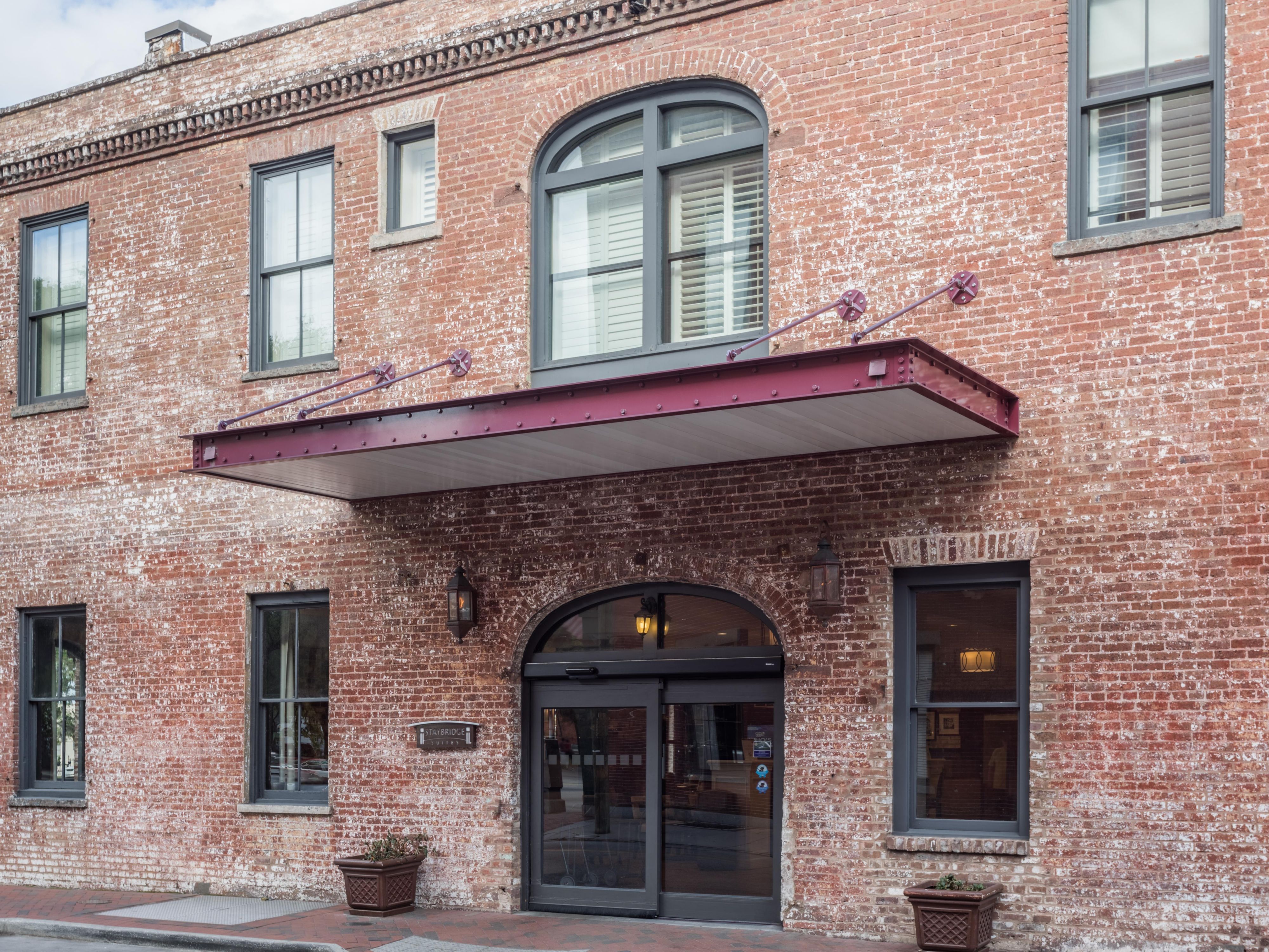 Staybridge Suites Savannah Historic District - Extended Stay Hotel in ...